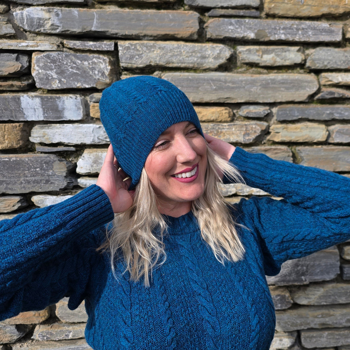 Annie Glue Orca Cable Knit Hat in Blair Blue — Judith Glue