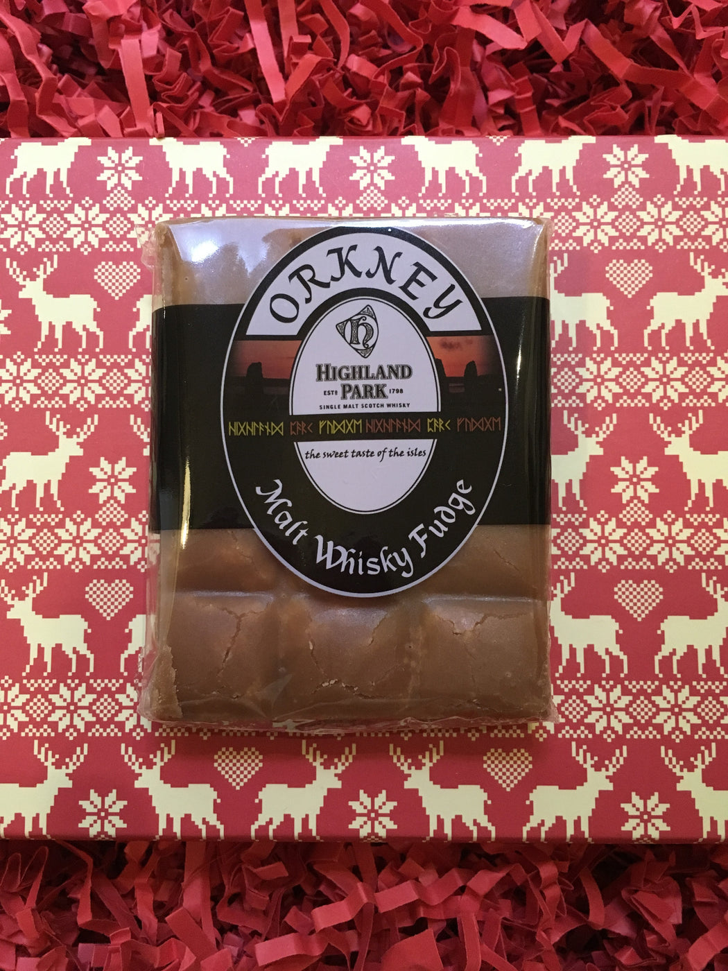 The Famous Orkney Christmas Fudge Box — Judith Glue