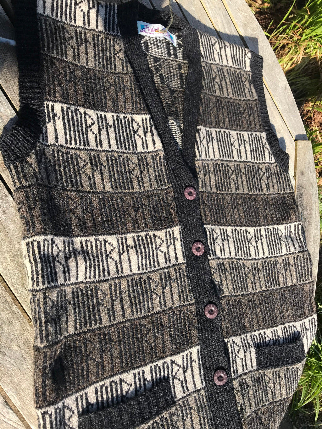 Orkney Runes — Judith Glue